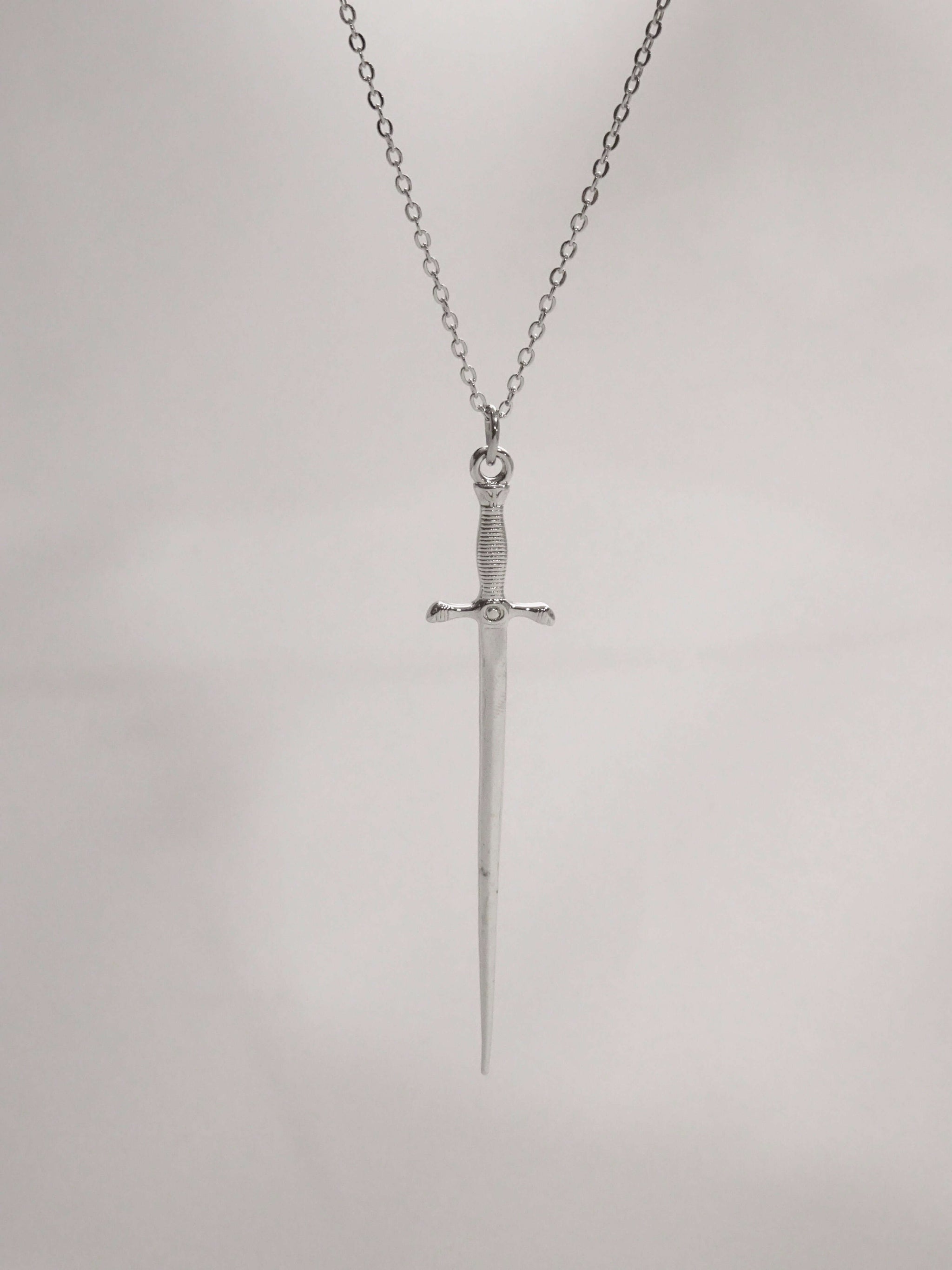The Silvet Long Dagger Necklace | SPARROW