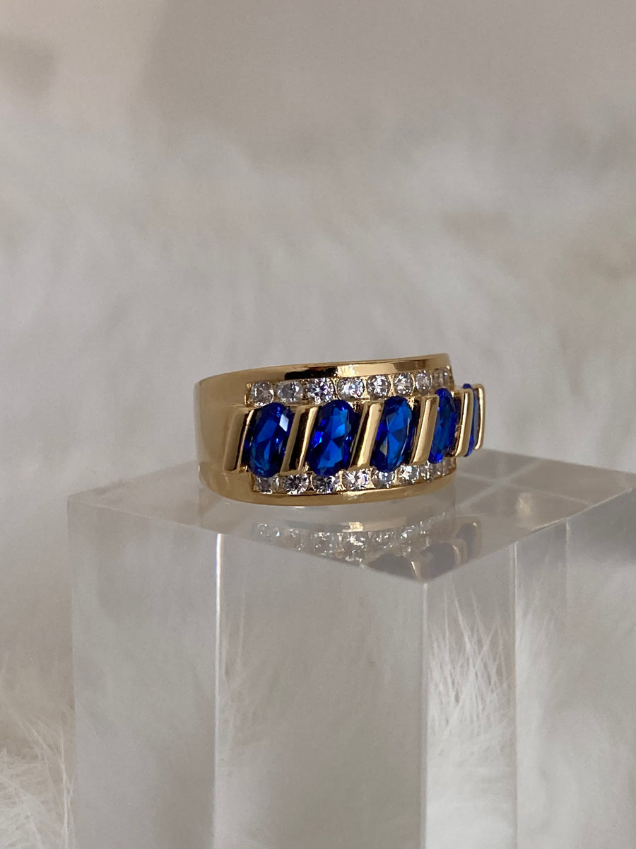 The Cyprus Sapphire Ring | SPARROW